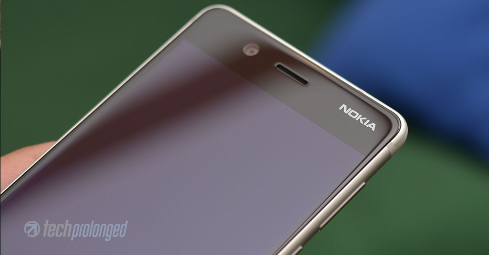 Nokia-5-Review-Front-Top-2.5d-curved-glass